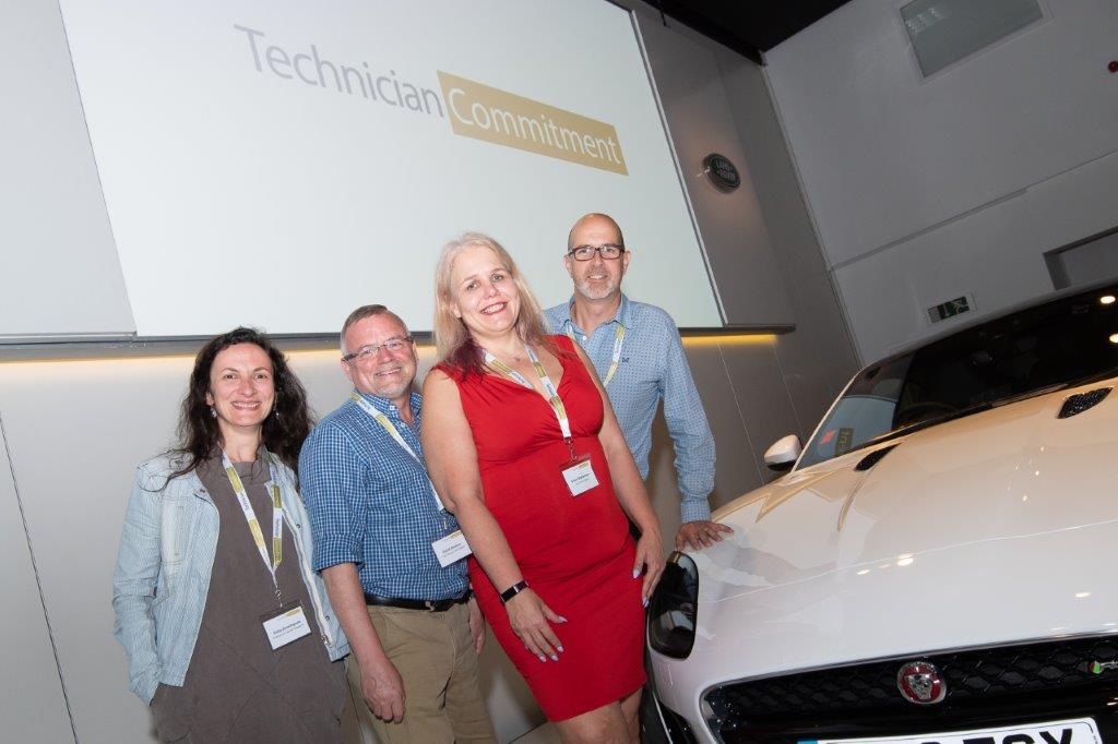 Award recognition for inspirational technician | John Innes Centre